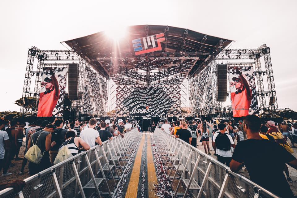 KOOS - Switch Up - Hands UP électro