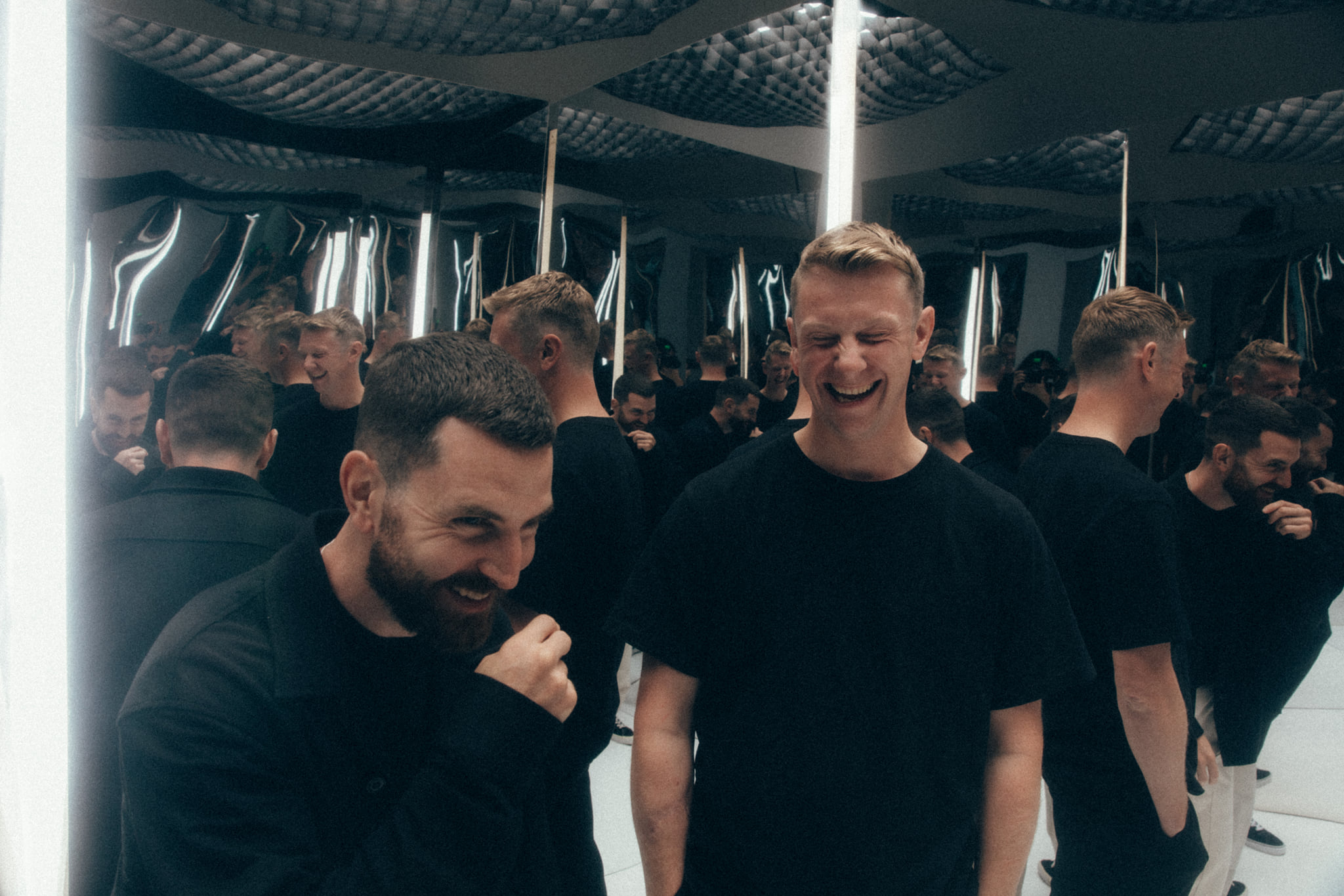 "Isles" un album musclé pour le duo Bicep ! - Hands UP électro