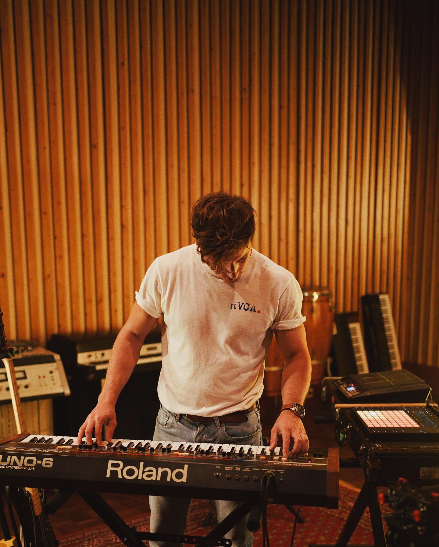 "I Know", la nouvelle bombe de Møme & Ricky Ducati ! - Hands UP électro