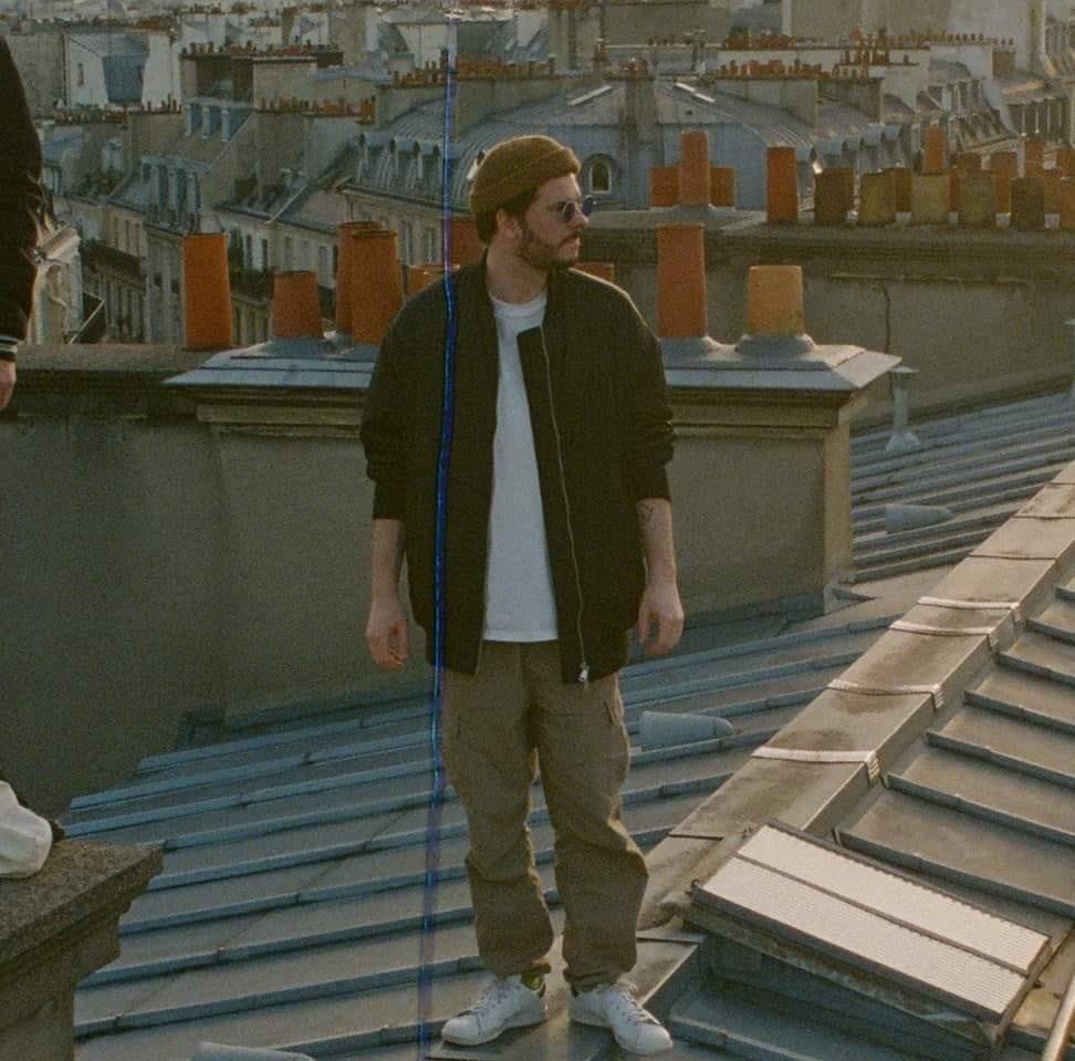 Fakear dévoile la version remix de son dernier album EWGA ! - Hands UP ...