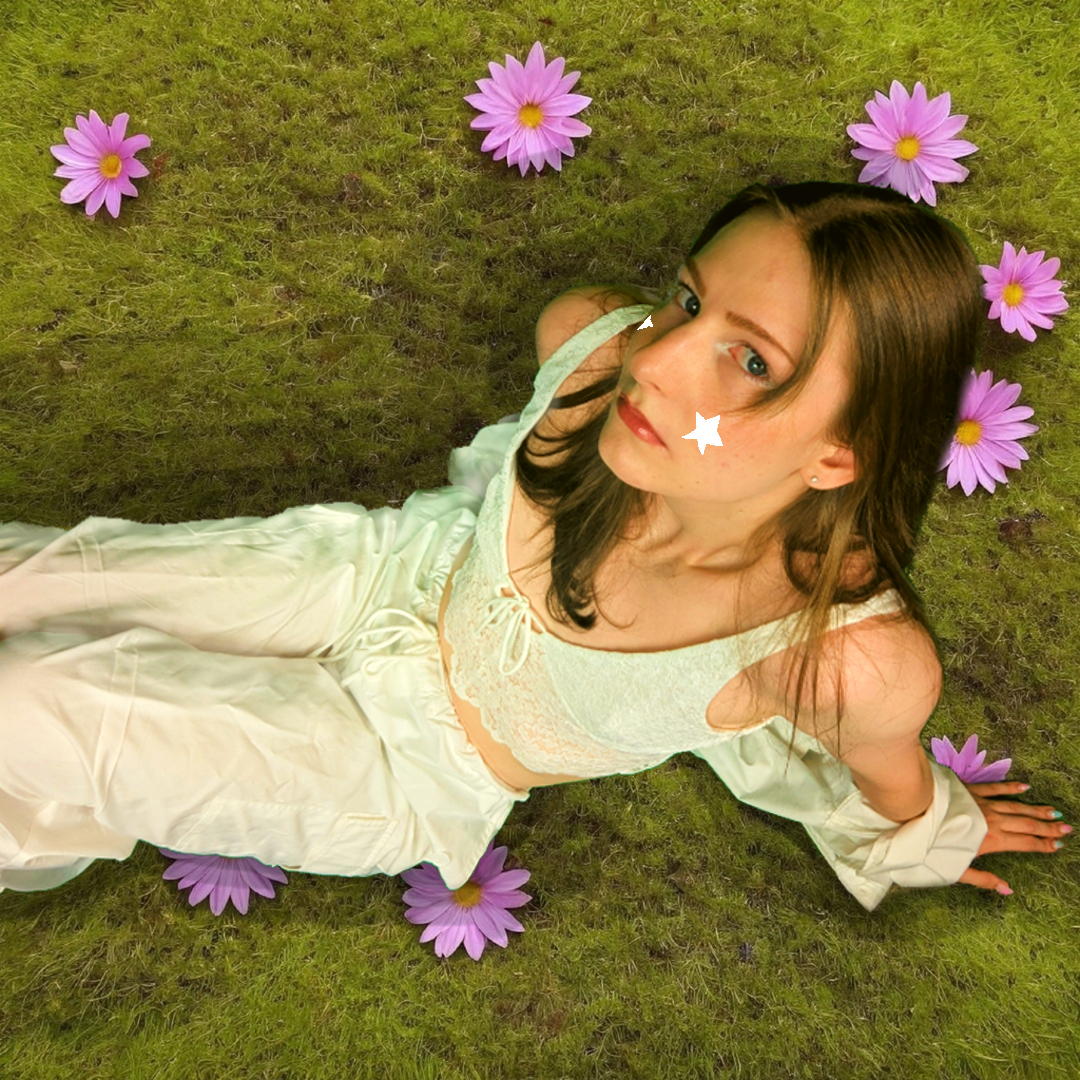 CHARLY, une jeune et nouvelle voix audacieuse de la scène Hyperpop ...