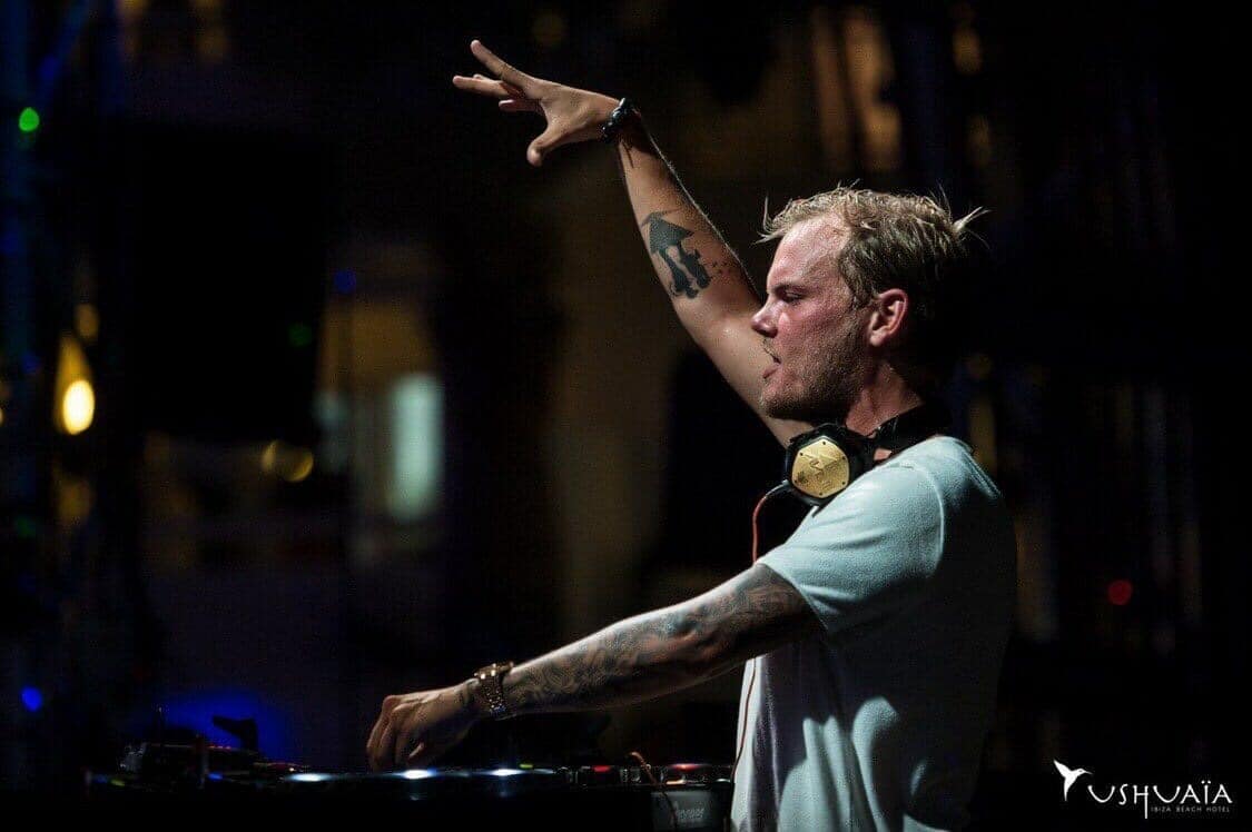 Découvrez la version Ibiza de "Forever Yours" de Avicii - Hands UP électro